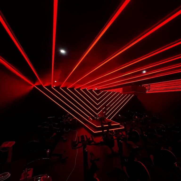 Fit Box Gym | Fitness Classes | Personal Training | HYROX